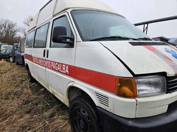 Balts Volkswagen Transporter 1996 Kaišiadorys, ar dzinēja tilpumu 2.46 L un nobraukumu 500 tūkst. km par 2800 €, foto 4 vietnē AUTOMOTO.COM.LV