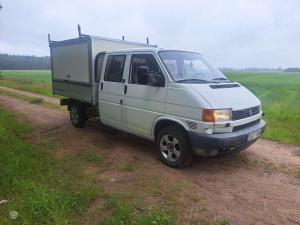White Volkswagen Transporter 1998 in Mazeikiai, with an engine capacity of 2.50 L and mileage of 191 thousand km for 2200 €, photo 3 on AUTOMOTO.COM.LV