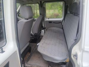 White Volkswagen Transporter 1998 in Mazeikiai, with an engine capacity of 2.50 L and mileage of 191 thousand km for 2200 €, photo 7 on AUTOMOTO.COM.LV