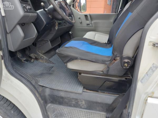 Balts Volkswagen Transporter 1999 Šilalė, ar dzinēja tilpumu 2.50 L un nobraukumu 320 tūkst. km par 4000 €, foto 9 vietnē AUTOMOTO.COM.LV