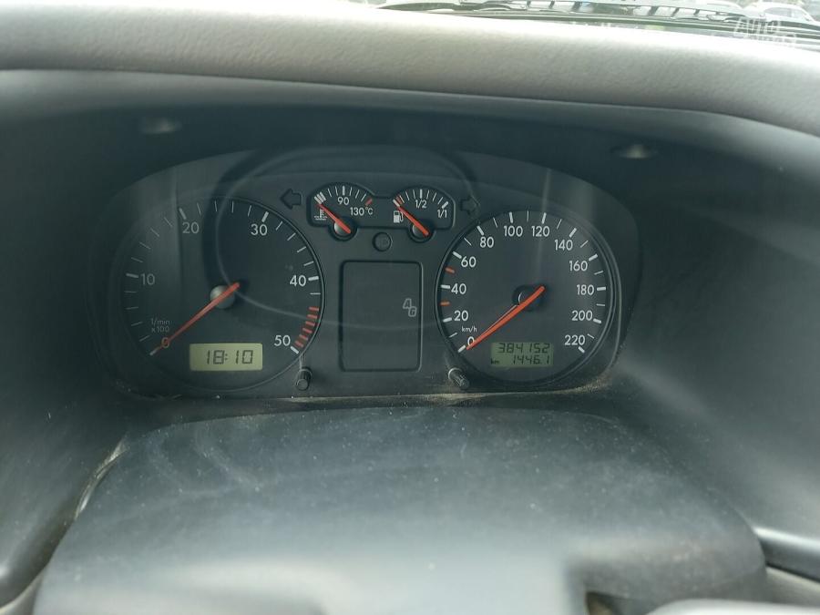 Balts Volkswagen Transporter 1999 Šilalė, ar dzinēja tilpumu 2.50 L un nobraukumu 320 tūkst. km par 4000 €, foto 11 vietnē AUTOMOTO.COM.LV