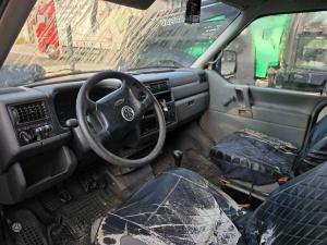 Balts Volkswagen Transporter 1999 Utena, ar dzinēja tilpumu 2.46 L un nobraukumu 577 tūkst. km par 2000 €, foto 4 vietnē AUTOMOTO.COM.LV