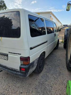 Balts Volkswagen Transporter 1999 Utena, ar dzinēja tilpumu 2.46 L un nobraukumu 577 tūkst. km par 2000 €, foto 5 vietnē AUTOMOTO.COM.LV