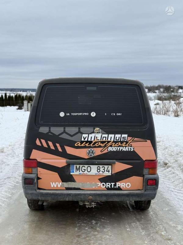 Balts Volkswagen Transporter 2000 Viļņa, ar dzinēja tilpumu 2.50 L un nobraukumu 388 tūkst. km par 3500 €, foto 10 vietnē AUTOMOTO.COM.LV