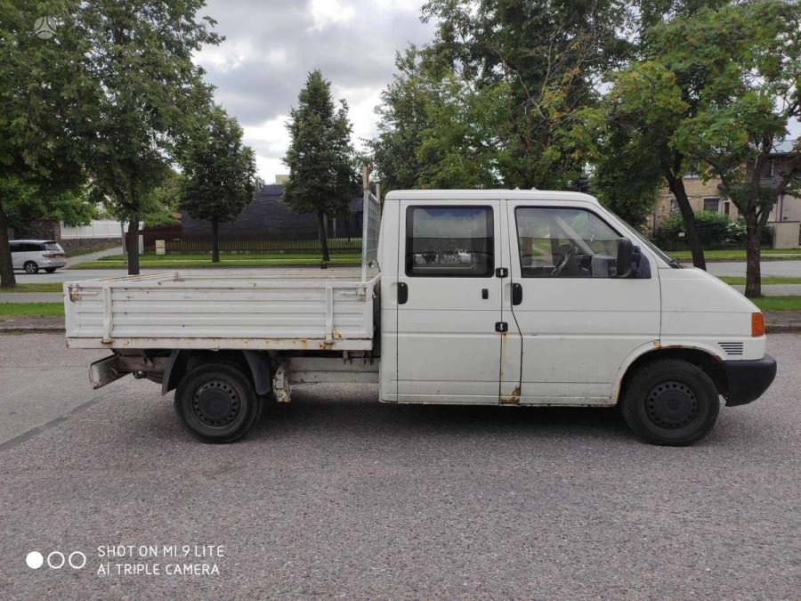 Balts Volkswagen Transporter 2000 Viļņa, ar dzinēja tilpumu 1.90 L un nobraukumu 482 tūkst. km par 2950 €, foto 1 vietnē AUTOMOTO.COM.LV