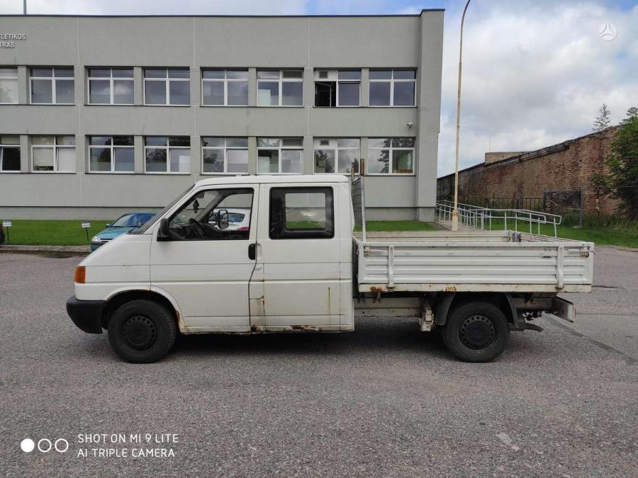 Balts Volkswagen Transporter 2000 Viļņa, ar dzinēja tilpumu 1.90 L un nobraukumu 482 tūkst. km par 2950 €, foto 5 vietnē AUTOMOTO.COM.LV