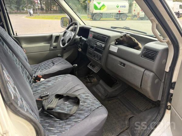 Volkswagen Transporter 2000 RÄ«ga vietnÄ Balts Volkswagen Transporter 2000 RÄ«ga, ar dzinÄja tilpumu 1.90 L un nobraukumu 352 tÅ«kst. km par 3300 ā¬, foto 7 vietnÄ AUTOMOTO.COM.LV