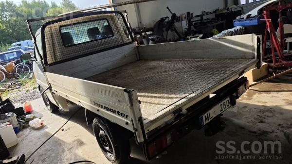 Balts Volkswagen Transporter 2002 Liepāja, ar dzinēja tilpumu 2.50 L un nobraukumu 370 tūkst. km par 3490 €, foto 10 vietnē AUTOMOTO.COM.LV