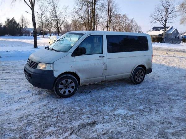 White Volkswagen Transporter 2004 in Silute, with an engine capacity of 1.90 L and mileage of 500 thousand km for 3000 €, photo 4 on AUTOMOTO.COM.LV