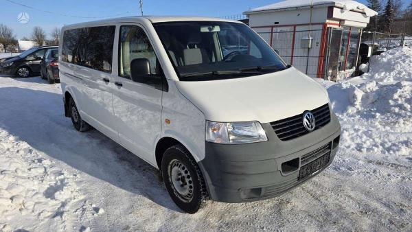 Balts Volkswagen Transporter 2004 Šauļi, ar dzinēja tilpumu 2.00 L un nobraukumu 200 tūkst. km par 6450 €, foto 7 vietnē AUTOMOTO.COM.LV