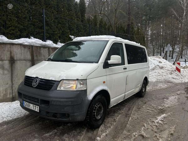 Balts Volkswagen Transporter 2004 Viļņa, ar dzinēja tilpumu 1.90 L un nobraukumu 410 tūkst. km par 2300 €, foto 1 vietnē AUTOMOTO.COM.LV