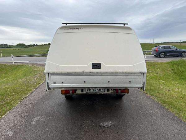 Balts Volkswagen Transporter 2004 Telšiai, ar dzinēja tilpumu 2.50 L un nobraukumu 320 tūkst. km par 2650 €, foto 4 vietnē AUTOMOTO.COM.LV