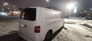 White Volkswagen Transporter 2005 in Vilnius, with an engine capacity of 1.90 L and mileage of 320 thousand km for 3499 €, photo 7 on AUTOMOTO.COM.LV