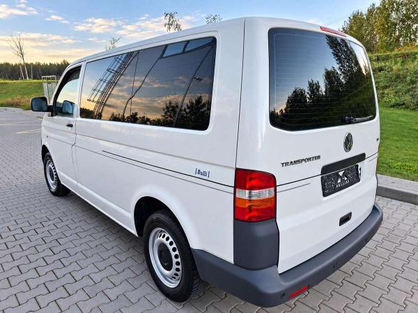 White Volkswagen Transporter 2005 in Vilnius, with an engine capacity of 1.90 L and mileage of 268 thousand km for 6650 €, photo 3 on AUTOMOTO.COM.LV