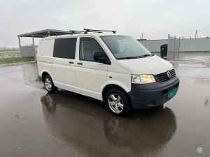 Balts Volkswagen Transporter 2006 Pasvalys, ar dzinēja tilpumu 2.50 L un nobraukumu 280 tūkst. km par 4150 €, foto  vietnē AUTOMOTO.COM.LV