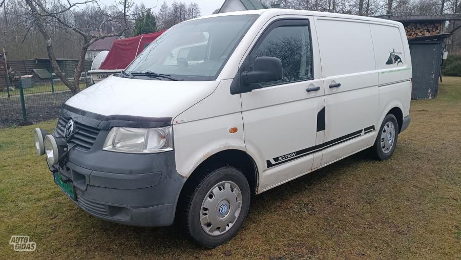 Balts Volkswagen Transporter 2006 Viļņa, ar dzinēja tilpumu 2.50 L un nobraukumu 283 tūkst. km par 3400 €, foto 1 vietnē AUTOMOTO.COM.LV