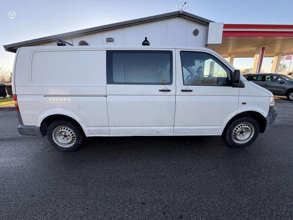Balts Volkswagen Transporter 2006 Panevēža, ar dzinēja tilpumu 0.00 L un nobraukumu 193 tūkst. km par 4490 €, foto 3 vietnē AUTOMOTO.COM.LV