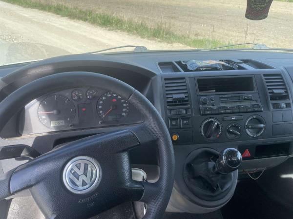 Balts Volkswagen Transporter 2006 Šalčininkai, ar dzinēja tilpumu 1.90 L un nobraukumu 350 tūkst. km par 9999 €, foto 8 vietnē AUTOMOTO.COM.LV