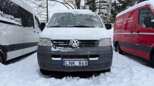 White Volkswagen Transporter 2006 in Vilnius, with an engine capacity of 1.90 L and mileage of 440 thousand km for 2500 €, photo 2 on AUTOMOTO.COM.LV