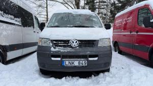 Balts Volkswagen Transporter 2006 Viļņa, ar dzinēja tilpumu 1.90 L un nobraukumu 440 tūkst. km par 2500 €, foto 2 vietnē AUTOMOTO.COM.LV