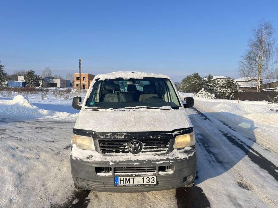 Balts Volkswagen Transporter 2006 Viļņa, ar dzinēja tilpumu 1.90 L un nobraukumu 328 tūkst. km par 3350 €, foto 3 vietnē AUTOMOTO.COM.LV
