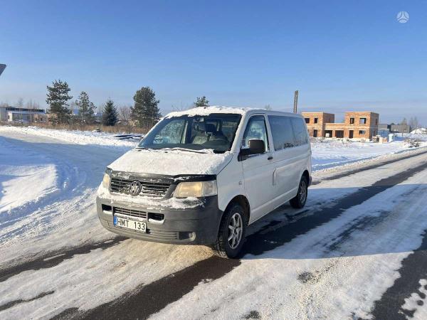 Balts Volkswagen Transporter 2006 Viļņa, ar dzinēja tilpumu 1.90 L un nobraukumu 328 tūkst. km par 3350 €, foto 1 vietnē AUTOMOTO.COM.LV