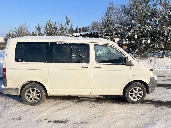 Balts Volkswagen Transporter 2006 Viļņa, ar dzinēja tilpumu 1.90 L un nobraukumu 328 tūkst. km par 3350 €, foto 3 vietnē AUTOMOTO.COM.LV