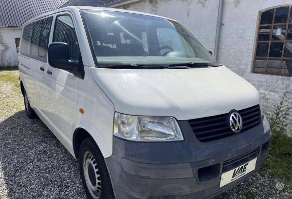 White Volkswagen Transporter 2006 in Vilnius, with an engine capacity of 2.46 L and mileage of 168 thousand km for 2850 €, photo 1 on AUTOMOTO.COM.LV