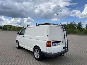 White Volkswagen Transporter 2006 in Marijampole, with an engine capacity of 2.50 L and mileage of 313 thousand km for 4200 €, photo 6 on AUTOMOTO.COM.LV