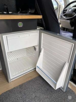 White Volkswagen Transporter 2006 in Marijampole, with an engine capacity of 2.50 L and mileage of 313 thousand km for 4200 €, photo 24 on AUTOMOTO.COM.LV