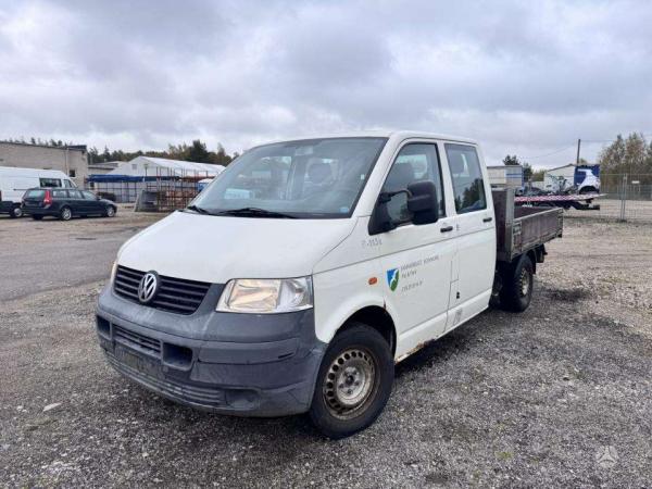 White Volkswagen Transporter 2007 in Radviliskis, with an engine capacity of 2.46 L and mileage of 257 thousand km for 4416 €, photo 1 on AUTOMOTO.COM.LV
