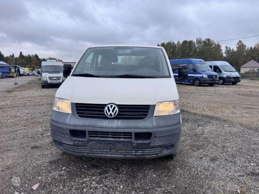 Balts Volkswagen Transporter 2007 Radviliškis, ar dzinēja tilpumu 2.46 L un nobraukumu 257 tūkst. km par 4416 €, foto 2 vietnē AUTOMOTO.COM.LV