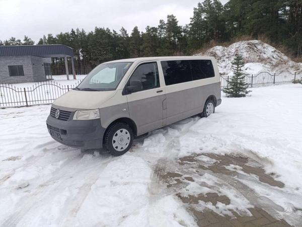 White Volkswagen Transporter 2007 in Silute, with an engine capacity of 1.90 L and mileage of 308 thousand km for 4900 €, photo 1 on AUTOMOTO.COM.LV