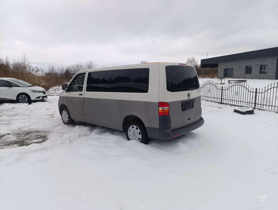 Balts Volkswagen Transporter 2007 Šilutė, ar dzinēja tilpumu 1.90 L un nobraukumu 308 tūkst. km par 4900 €, foto 4 vietnē AUTOMOTO.COM.LV