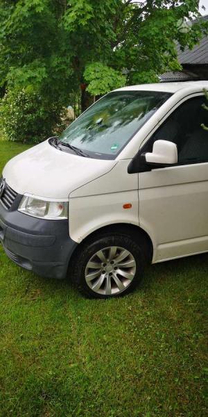 White Volkswagen Transporter 2007 in Telschi, with an engine capacity of 1.90 L and mileage of 300 thousand km for 6000 €, photo 5 on AUTOMOTO.COM.LV