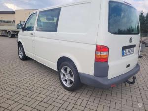White Volkswagen Transporter 2008 in Vilkaviskis, with an engine capacity of 2.46 L and mileage of 150 thousand km for 7600 €, photo 7 on AUTOMOTO.COM.LV