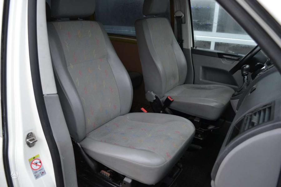 Balts Volkswagen Transporter 2009 Viļņa, ar dzinēja tilpumu 1.90 L un nobraukumu 268 tūkst. km par 7000 €, foto 18 vietnē AUTOMOTO.COM.LV