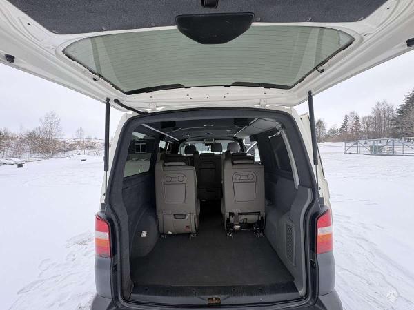 Balts Volkswagen Transporter 2009 Šauļi, ar dzinēja tilpumu 2.46 L un nobraukumu 340 tūkst. km par 6500 €, foto 10 vietnē AUTOMOTO.COM.LV