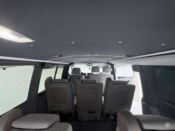 White Volkswagen Transporter 2009 in Siauliai, with an engine capacity of 2.46 L and mileage of 340 thousand km for 6500 €, photo 11 on AUTOMOTO.COM.LV