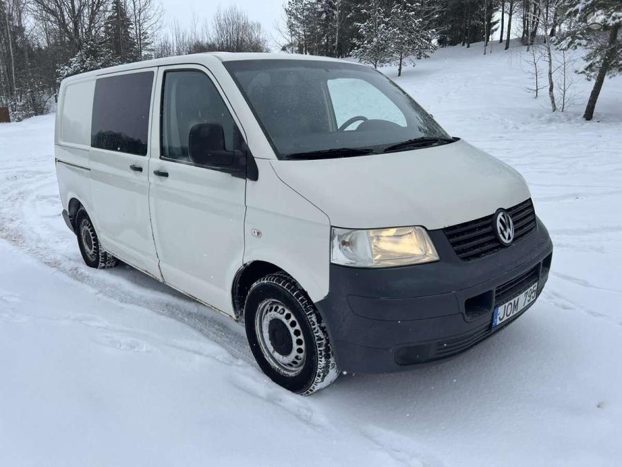 Белый Фольксваген Transporter 2009 в Юрбаркас, объемом двигателя 1.90 л и пробегом 413 тыс. км за 2700 €, фото 2 на AUTOMOTO.COM.LV