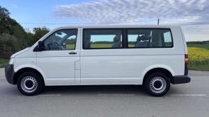 White Volkswagen Transporter 2009 in Kelme, with an engine capacity of 1.90 L and mileage of 343 thousand km for 7500 €, photo 8 on AUTOMOTO.COM.LV