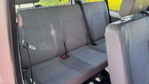 White Volkswagen Transporter 2009 in Kelme, with an engine capacity of 1.90 L and mileage of 343 thousand km for 7500 €, photo 13 on AUTOMOTO.COM.LV
