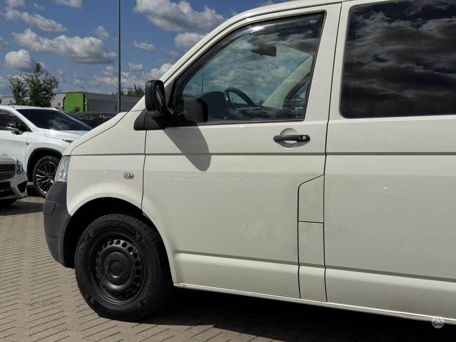 Balts Volkswagen Transporter 2009 Viļņa, ar dzinēja tilpumu 1.90 L un nobraukumu 268 tūkst. km par 7000 €, foto 4 vietnē AUTOMOTO.COM.LV