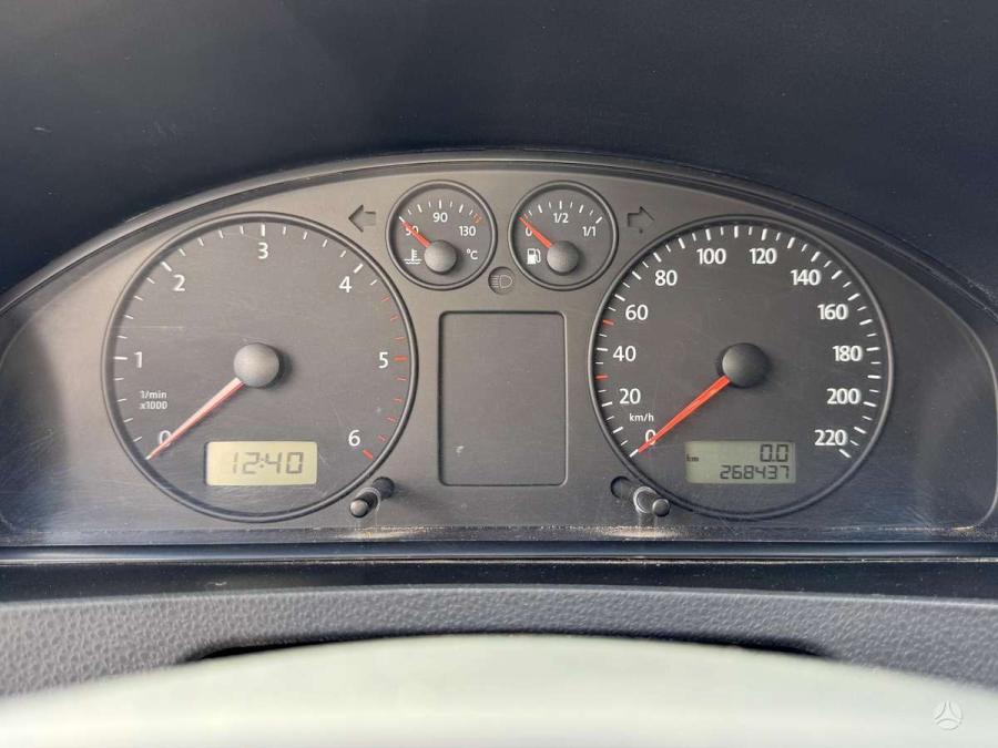 Balts Volkswagen Transporter 2009 Viļņa, ar dzinēja tilpumu 1.90 L un nobraukumu 268 tūkst. km par 7000 €, foto 27 vietnē AUTOMOTO.COM.LV
