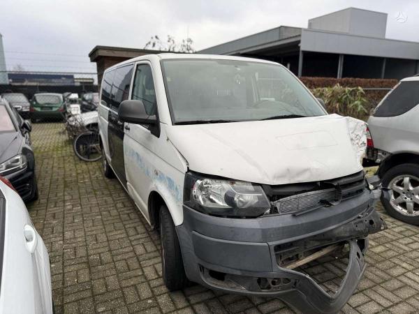 Balts Volkswagen Transporter 2010 Kauņa, ar dzinēja tilpumu 1.97 L un nobraukumu 240 tūkst. km par 3850 €, foto 1 vietnē AUTOMOTO.COM.LV