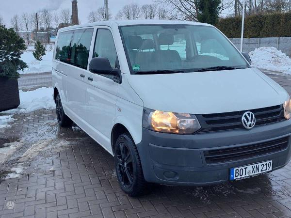 White Volkswagen Transporter 2010 in Taurage, with an engine capacity of 2.00 L and mileage of 233 thousand km for 8500 €, photo 1 on AUTOMOTO.COM.LV