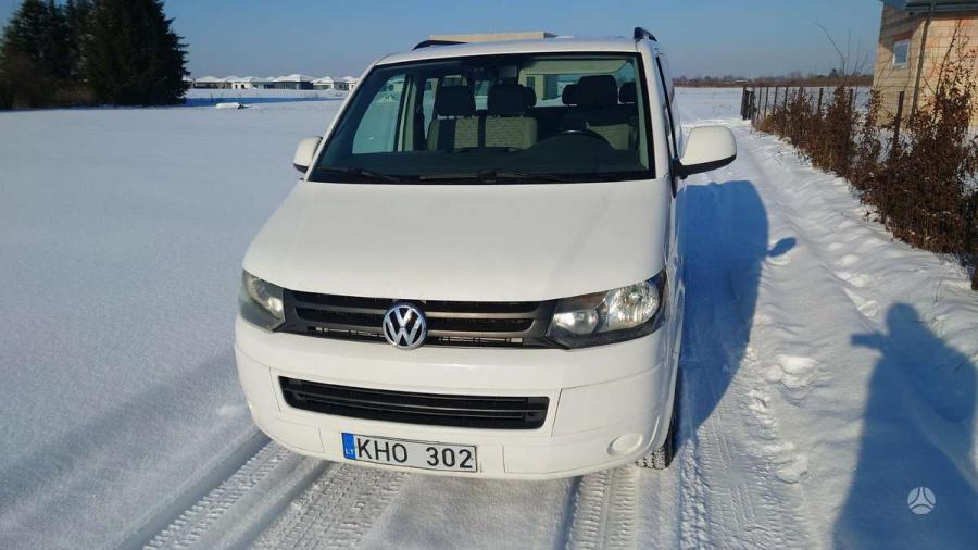 White Volkswagen Transporter 2010 in Kaunas, with an engine capacity of 1.97 L and mileage of 460 thousand km for 7300 €, photo 1 on AUTOMOTO.COM.LV