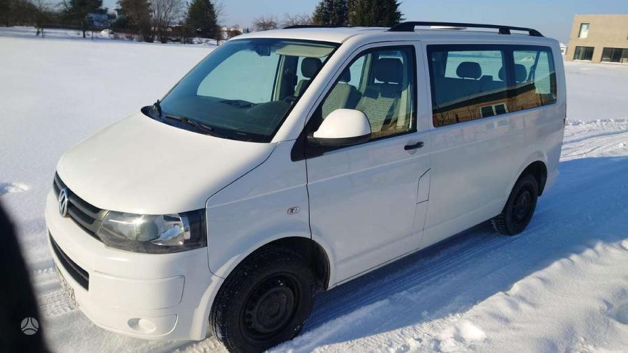 White Volkswagen Transporter 2010 in Kaunas, with an engine capacity of 1.97 L and mileage of 460 thousand km for 7300 €, photo 2 on AUTOMOTO.COM.LV