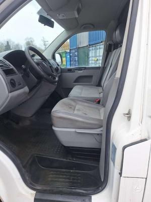 Balts Volkswagen Transporter 2010 Tauragė, ar dzinēja tilpumu 2.50 L un nobraukumu 300 tūkst. km par 3100 €, foto 5 vietnē AUTOMOTO.COM.LV