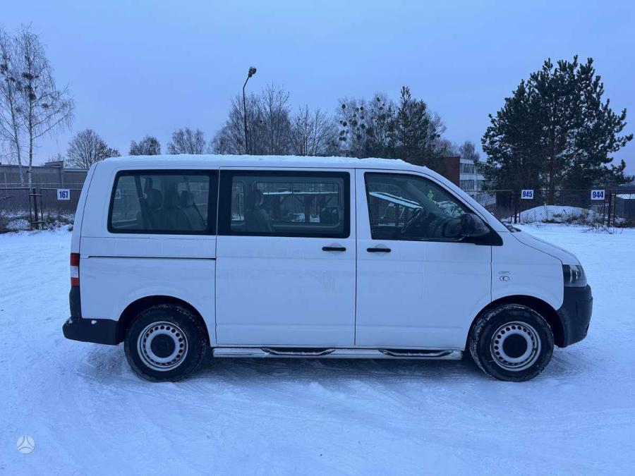 Balts Volkswagen Transporter 2011 Alīta, ar dzinēja tilpumu 1.97 L un nobraukumu 281 tūkst. km par 8750 €, foto 4 vietnē AUTOMOTO.COM.LV